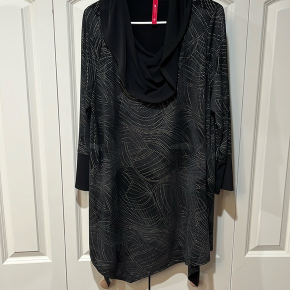 IC COLLECTION | Tops | Ic Collection Cow Neck Handkerchief Hem Tunic ...